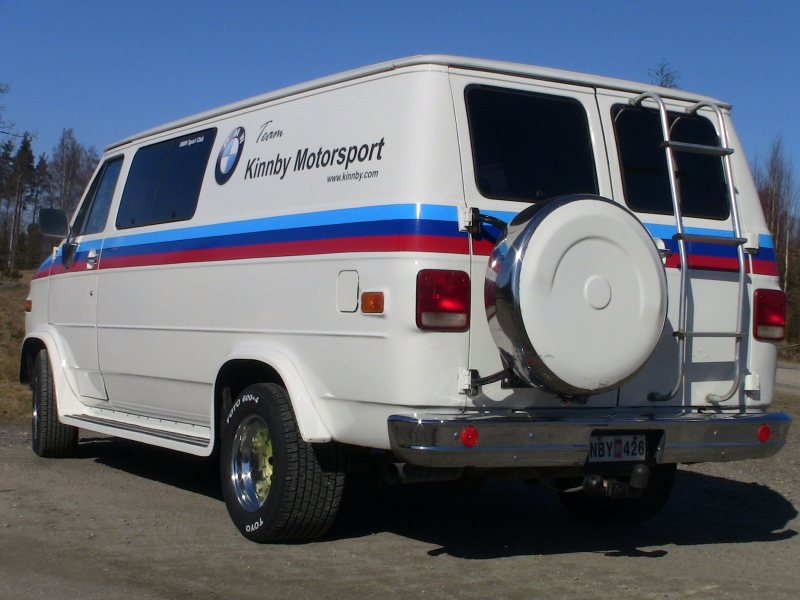 rejsa.nu :: SÄLJES: Race Van - Chevrolet G20, mycket fint exemplar.