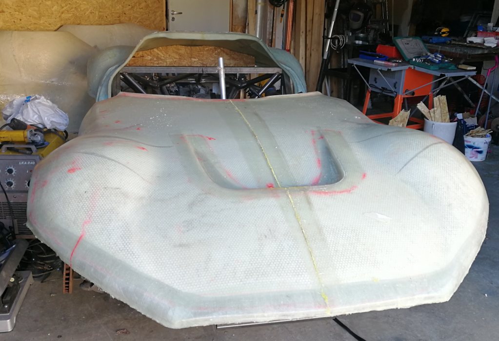 rejsa.nu :: Arezu GT silver series - AMG GT Vision inspired replica