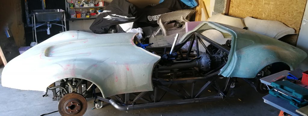 rejsa.nu :: Arezu GT silver series - AMG GT Vision inspired replica