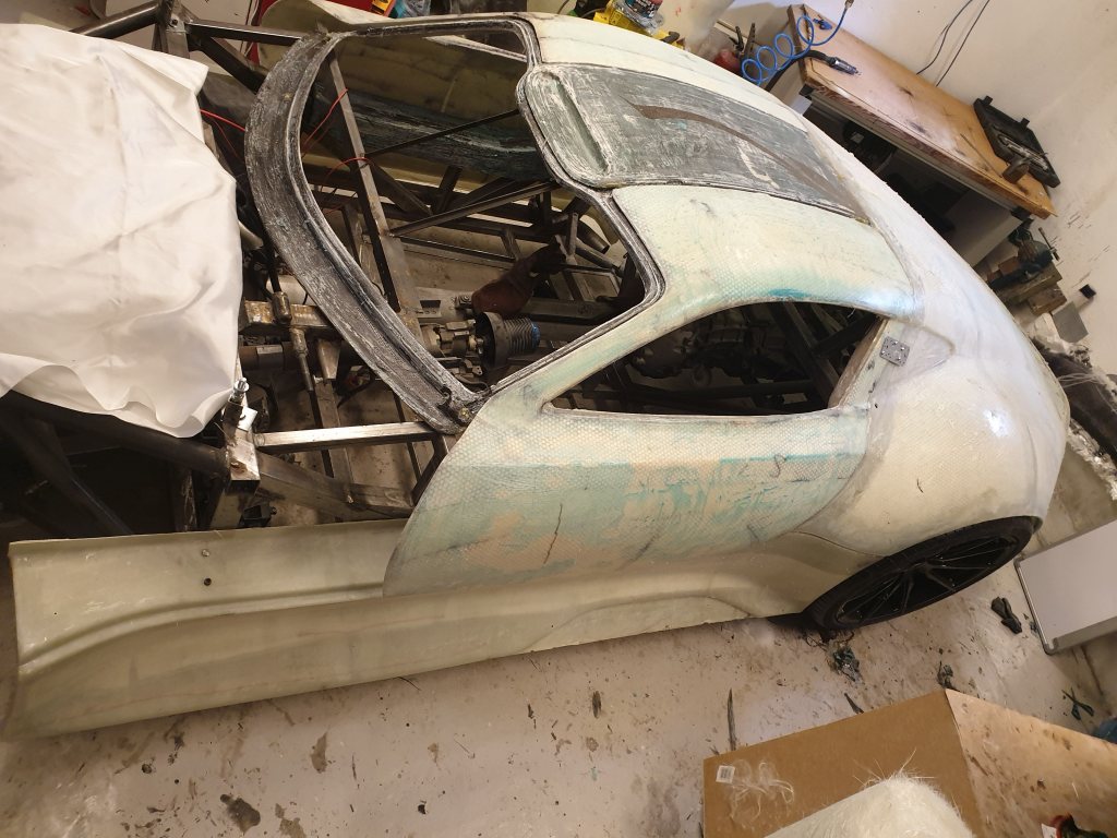 rejsa.nu :: Arezu GT silver series - AMG GT Vision inspired replica