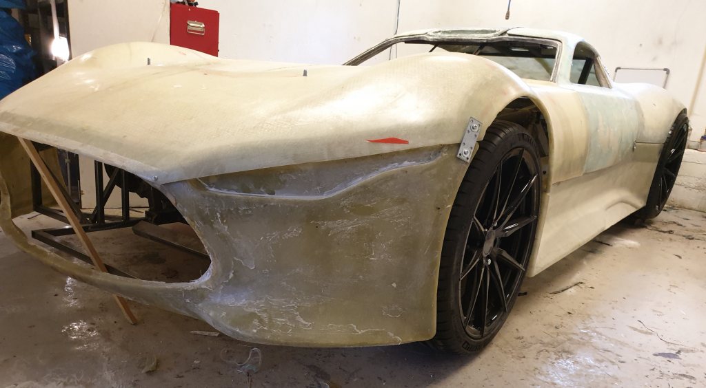 rejsa.nu :: Arezu GT silver series - AMG GT Vision inspired replica