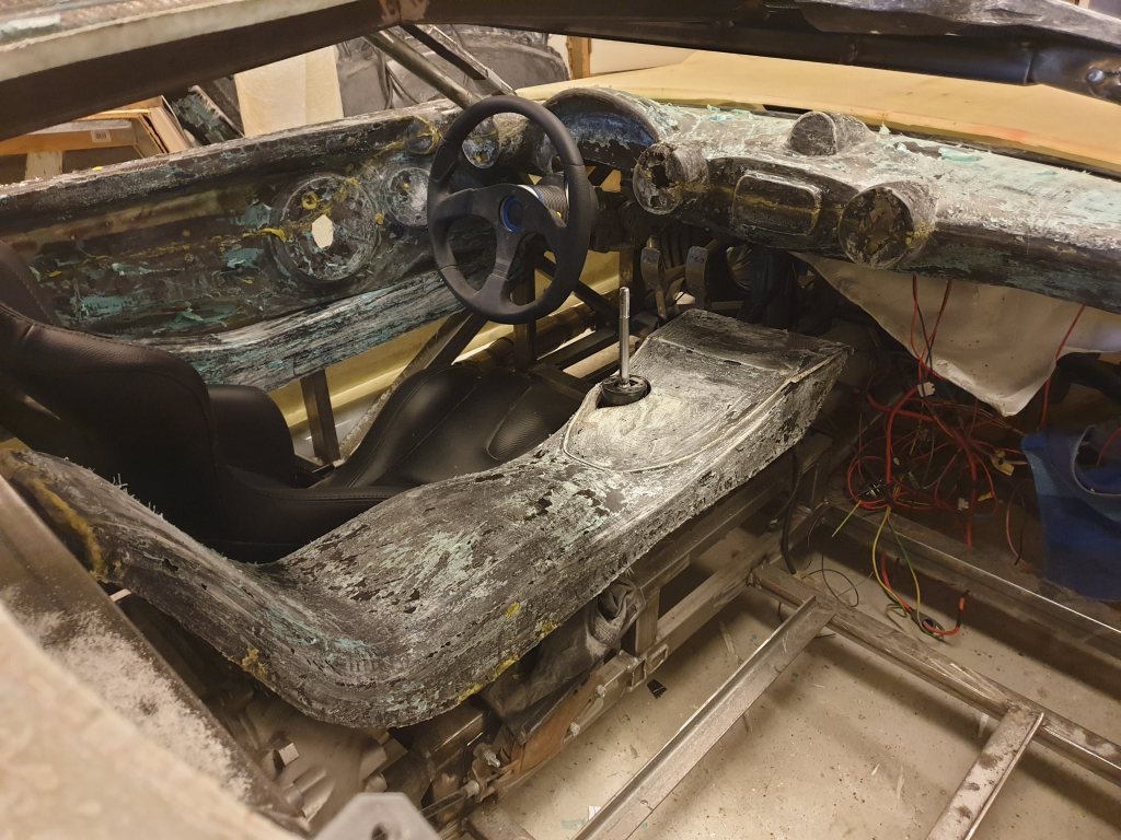 rejsa.nu :: Arezu GT silver series - AMG GT Vision inspired replica