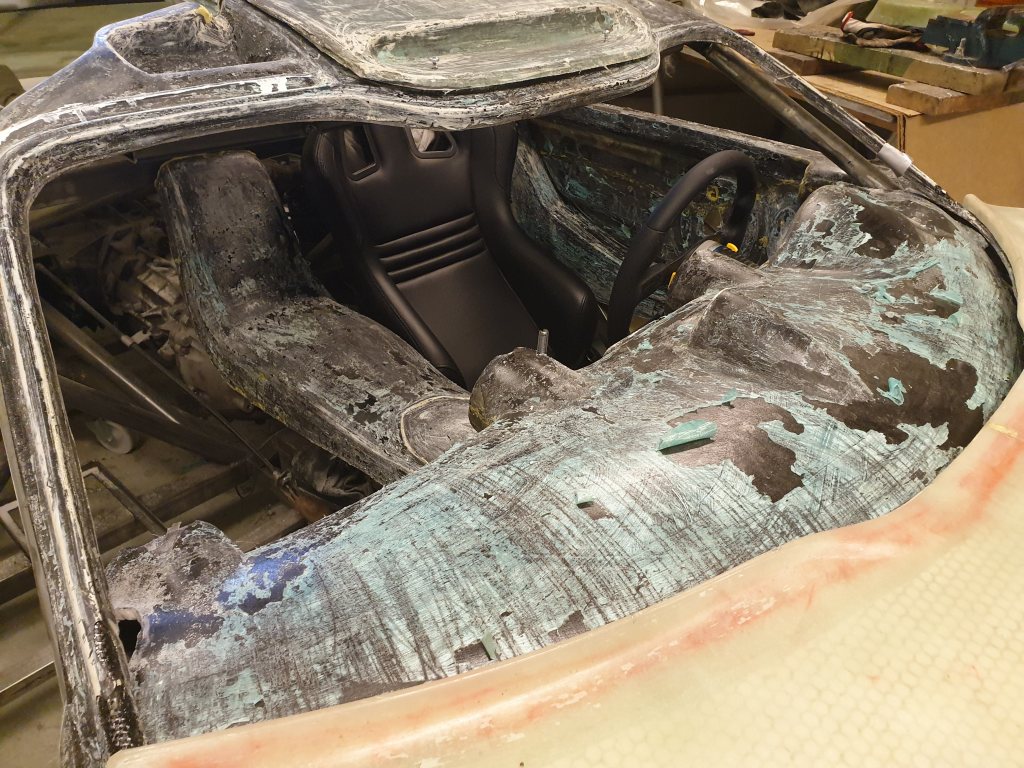 rejsa.nu :: Arezu GT silver series - AMG GT Vision inspired replica