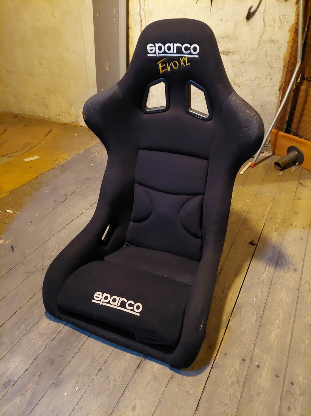 rejsa.nu :: Sparco EVO XL VTR