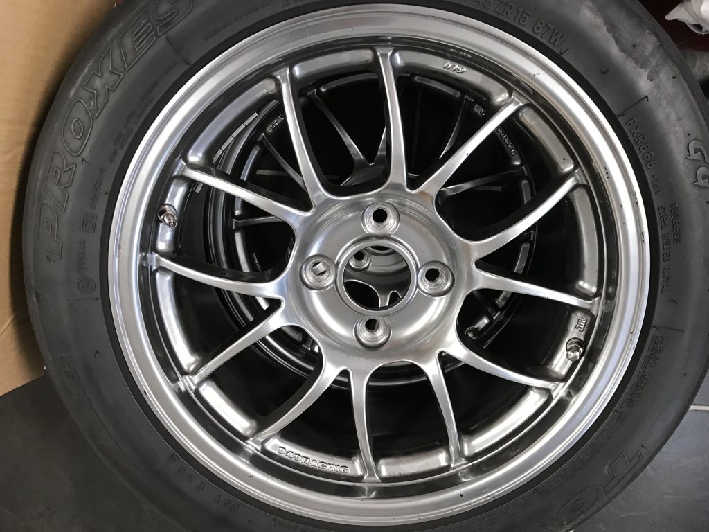 rejsa.nu :: SÄLJES: 949 racing 6ul 15x8 / 15x9, med direzza 03g