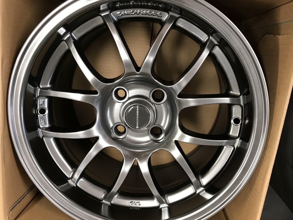 rejsa.nu :: SÄLJES: 949 racing 6ul 15x8 / 15x9, med direzza 03g