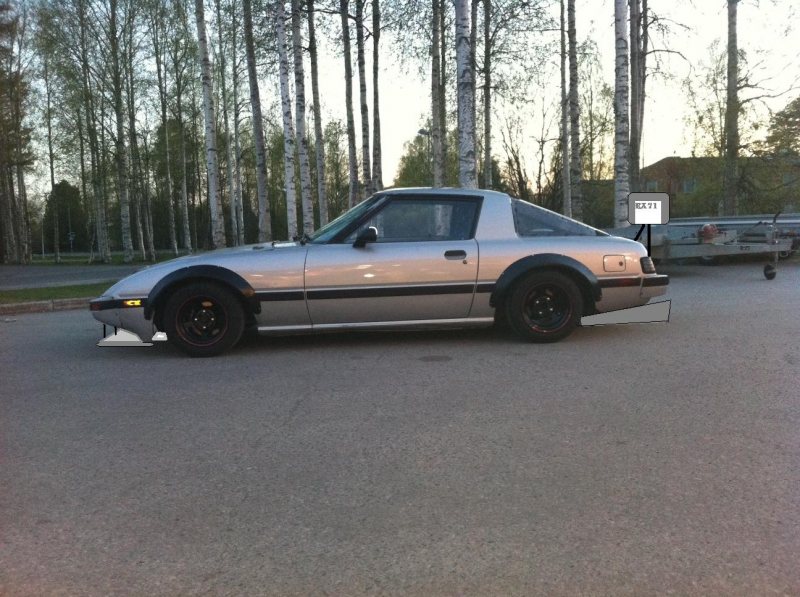 rejsa.nu :: Mazda RX7 FB Silver säljes